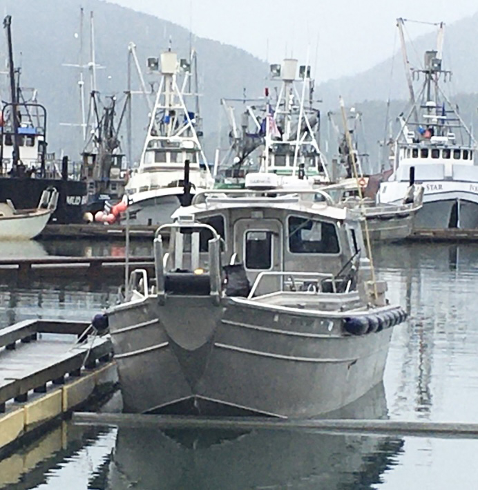 32' Reutov Marine Bowpicker | Copper River Boats