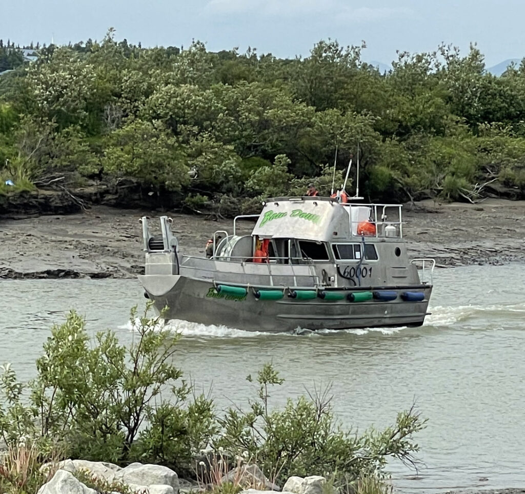 Bowpicker 0609 | 32' J&H Marine Flush Deck | Copper River Boats