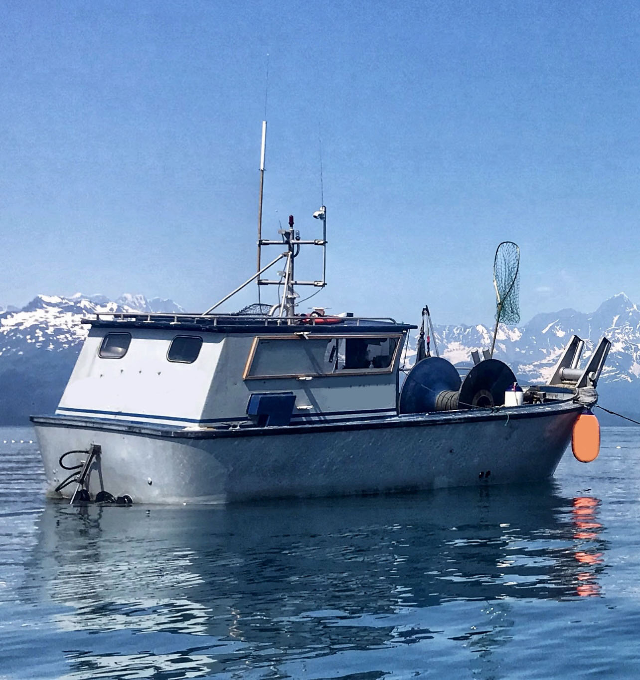 Bowpicker 0621 REDUCED | 26' Miller Gasoline Jet | CR Boats & Permits