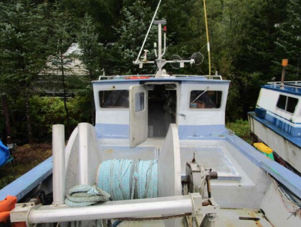 Bowpicker 0636 | 32' Miller Twin Diesel Jet | Copper River Boats