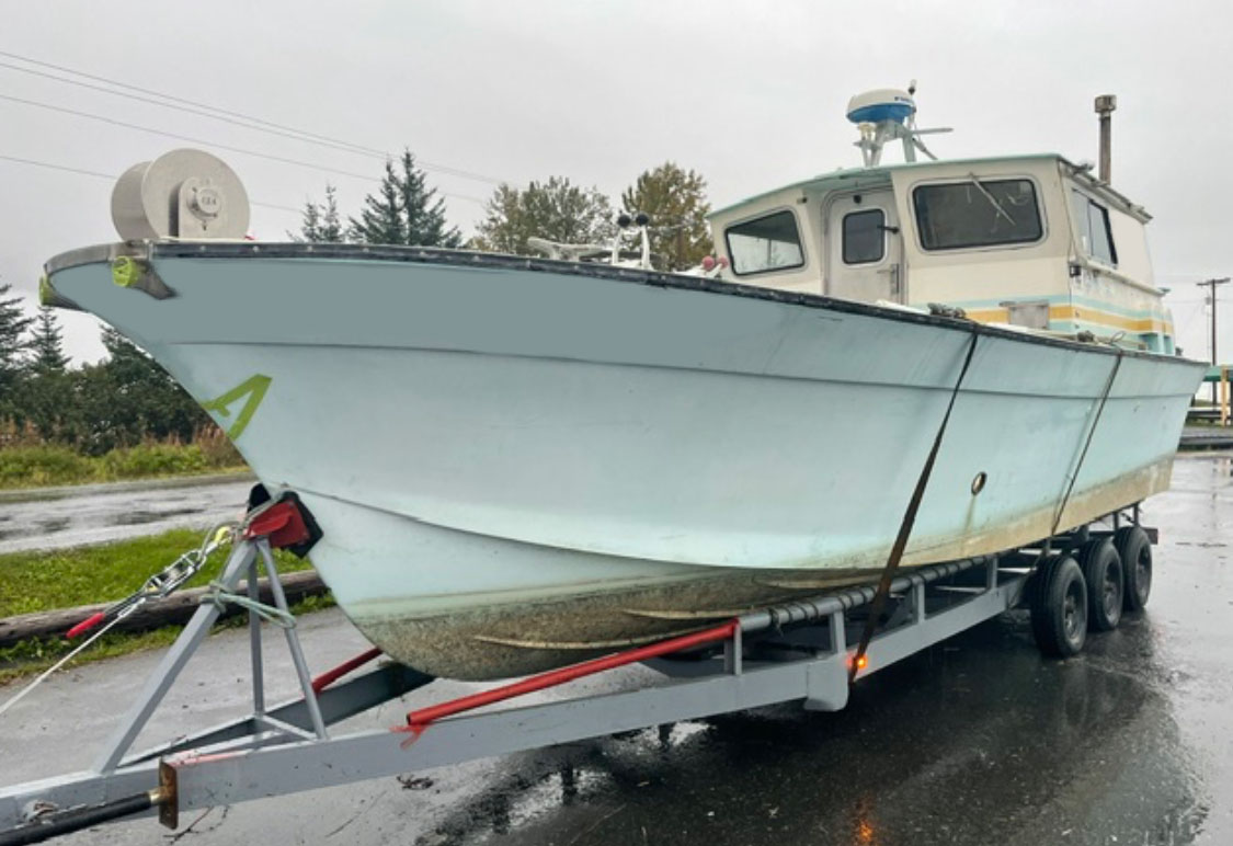 Bowpicker 0642 | 30' Petrzelka Bros Twin Diesel Outdrive | CRBP